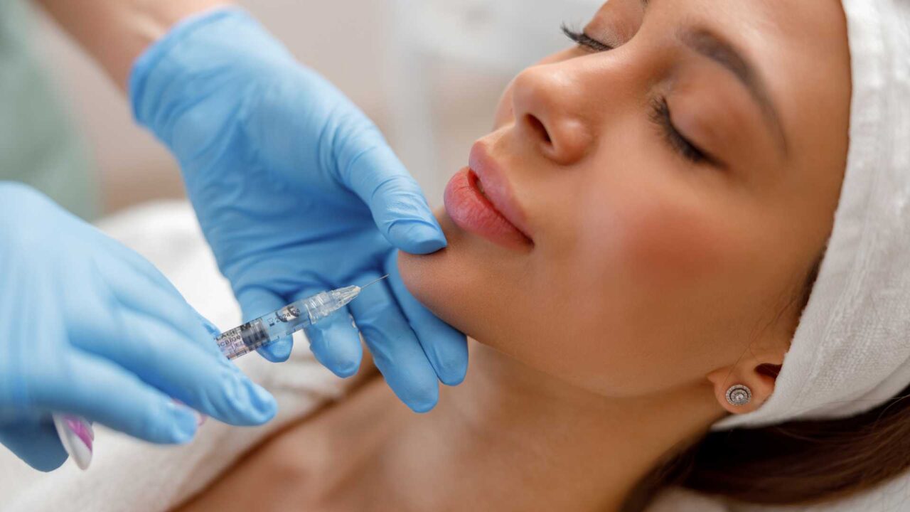 Preenchimento de Queixo com Ácido Hialurônico